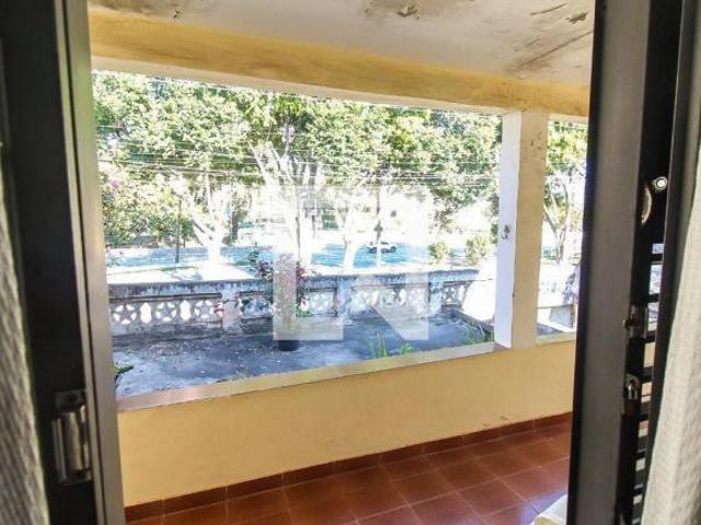 Casa à Venda Itaquera, 3 Quartos, 230 m2