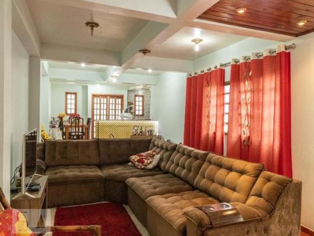 Casa à Venda Itaquera, 3 Quartos, 300 m² São Paulo