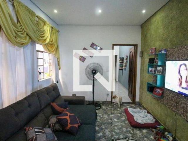 Casa à Venda Itaquera, 3 Quartos, 75 m² São Paulo