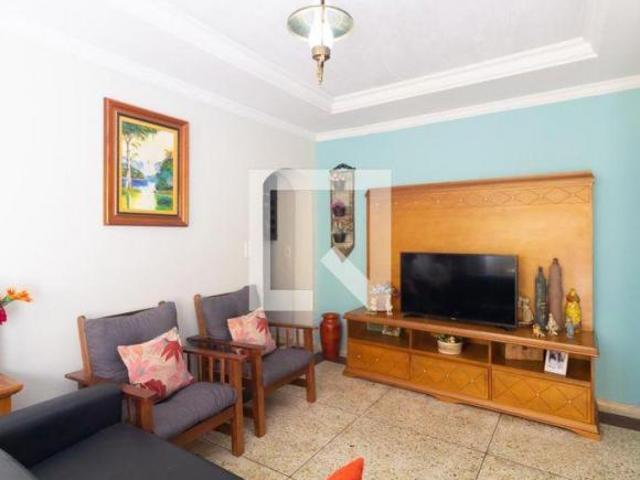 Casa à Venda Itaquera, 12 Quartos, 390 m² São Paulo