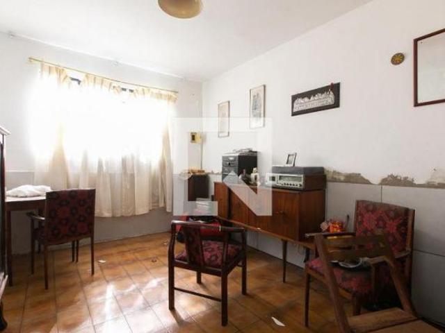 Casa à Venda Itaquera, 1 Quarto, 200 m² São Paulo