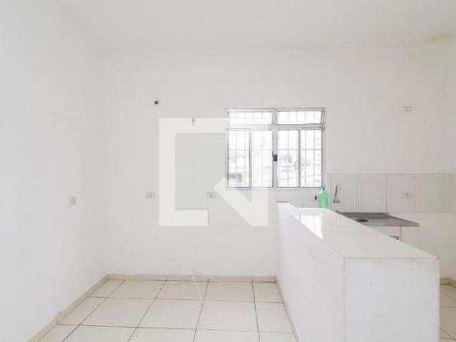 Casa à Venda Itaquera, 1 Quarto, 46 m² São Paulo