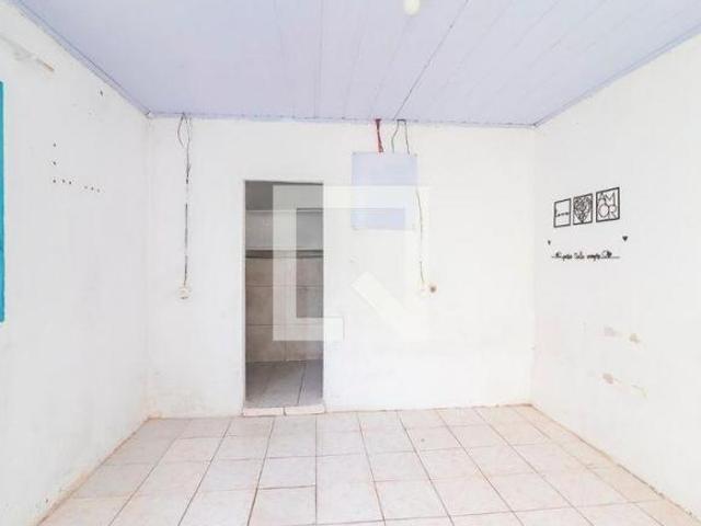 Casa à Venda Itaquera, 1 Quarto, 62 m² São Paulo
