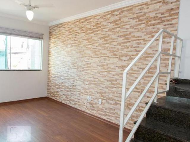 Casa à Venda Itaquera, 2 Quartos, 130 m2