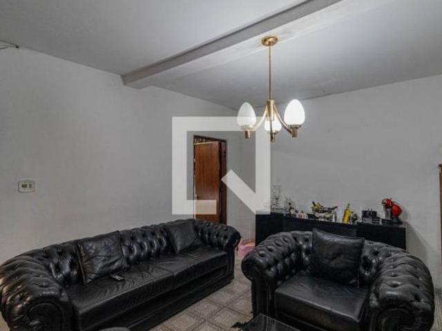 Casa à Venda Itaquera, 2 Quartos, 200 m2