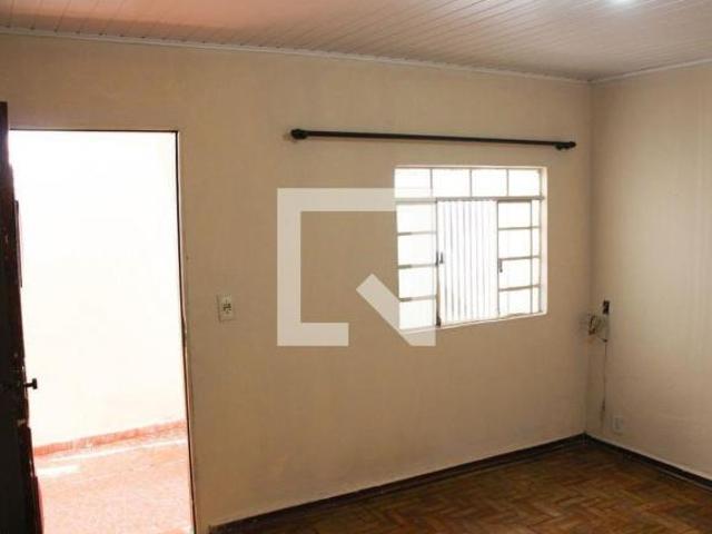 Casa à Venda Itaquera, 2 Quartos, 200 m2