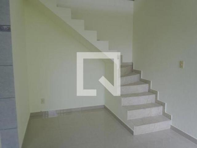 Casa à Venda Itaquera, 2 Quartos, 60 m2