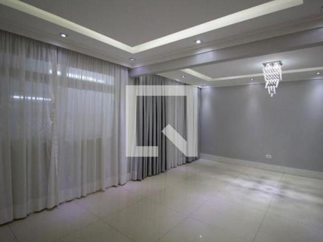 Casa à Venda Itaquera, 2 Quartos, 89 m2