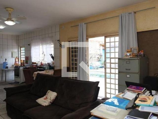 Casa à Venda Itaquera, 4 Quartos, 170 m2