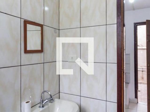 Casa à Venda Itaquera, 4 Quartos, 180 m2