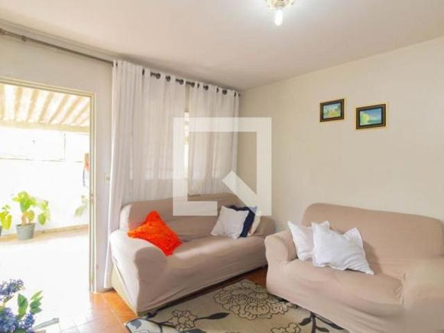 Casa à Venda Itaquera, 4 Quartos, 180 m2