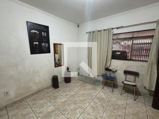 Casa à Venda Itaquera, 4 Quartos, 250 m² São Paulo