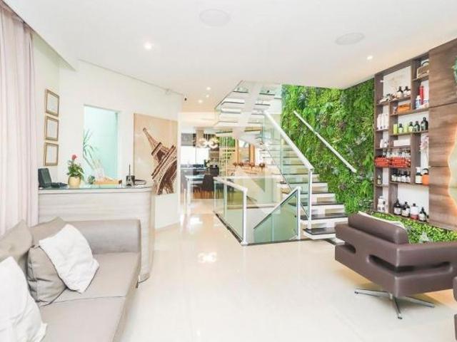 Casa à Venda Itaquera, 4 Quartos, 260 m2