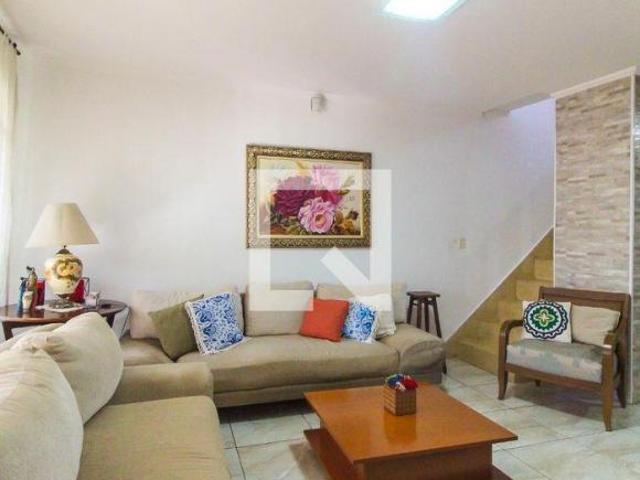 Casa à Venda Itaquera, 4 Quartos, 220 m2