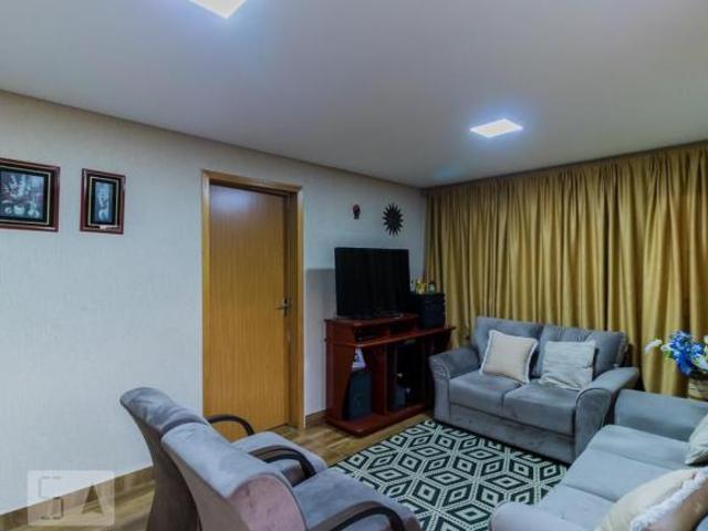 Casa à Venda Itaquera, 4 Quartos, 300 m² São Paulo