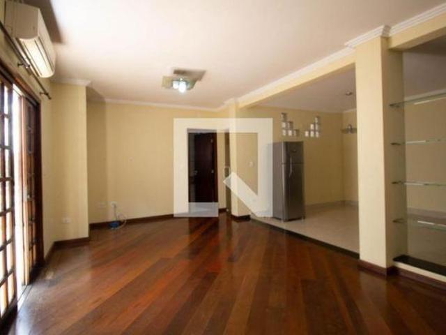 Casa à Venda Itaquera, 5 Quartos, 369 m² São Paulo
