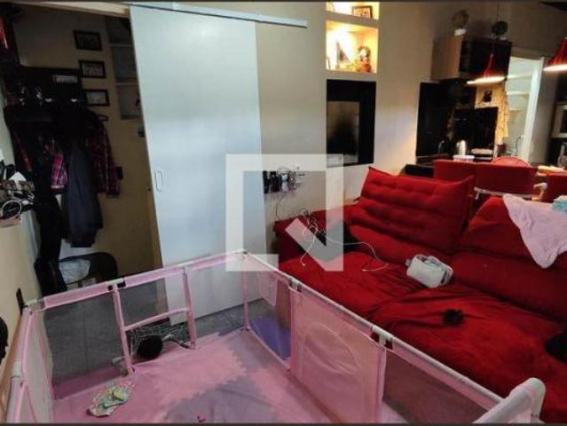 Casa à Venda Itaquera, 6 Quartos, 240 m² São Paulo