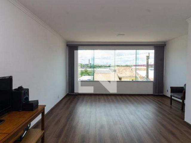 Casa à Venda Itaquera, 6 Quartos, 200 m² São Paulo