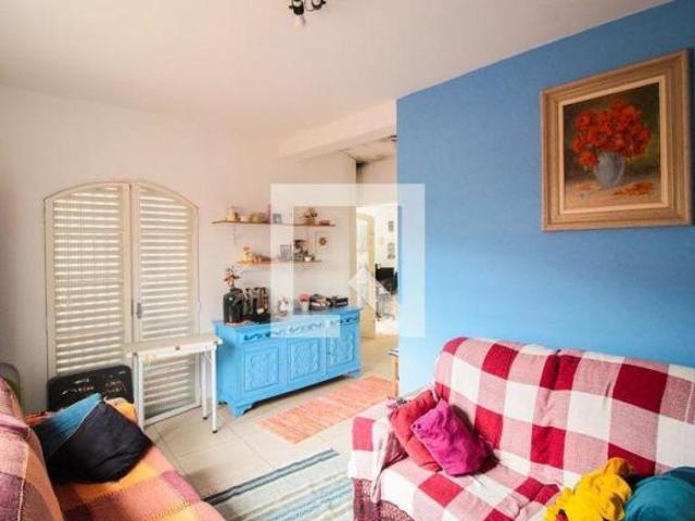Casa à Venda Itaquera, 6 Quartos, 300 m2
