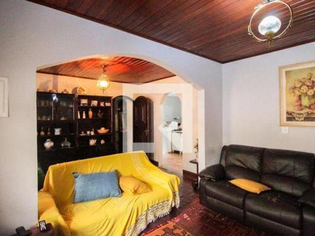 Casa à Venda Itaquera, 6 Quartos, 300 m² São Paulo