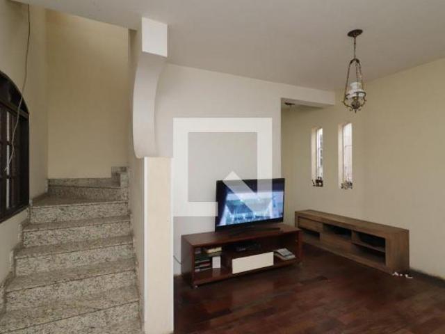 Casa à Venda Itaquera, 6 Quartos, 600 m2