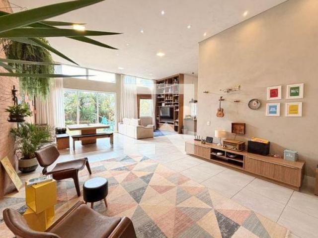 Casa à Venda Ivoturucaia, 3 Quartos, 1000 m² Jundiaí