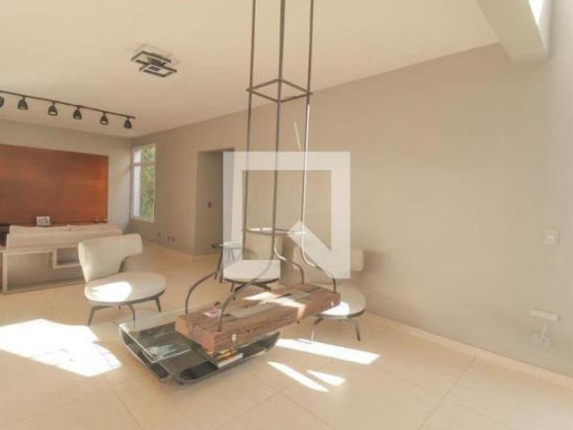 Casa à Venda Ivoturucaia, 7 Quartos, 6000 m² Jundiaí