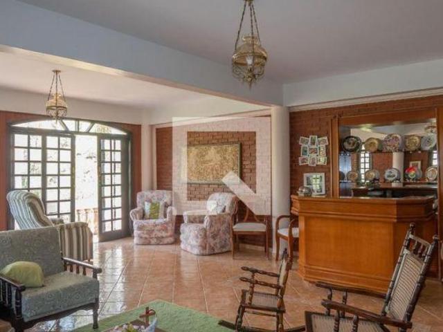 Casa à Venda Ivoturucaia, 6 Quartos, 16 m² Jundiaí