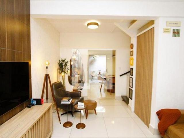 Casa à Venda João Pinheiro, 2 Quartos, 95 m² Belo Horizonte