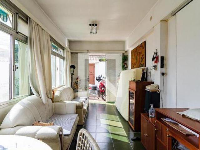 Casa à Venda Jabaquara, 1 Quarto, 300 m² São Paulo