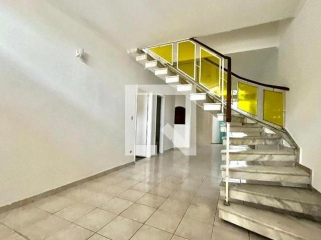 Casa à Venda Jabaquara, 3 Quartos, 157 m2