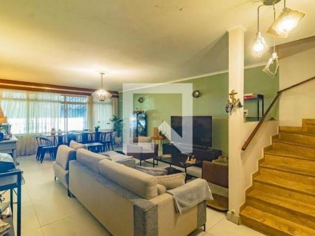 Casa à Venda Jabaquara, 4 Quartos, 233 m² São Paulo