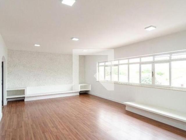 Casa à Venda Jabaquara, 3 Quartos, 370 m2
