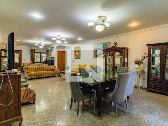 Casa à Venda Jabaquara, 4 Quartos, 600 m2