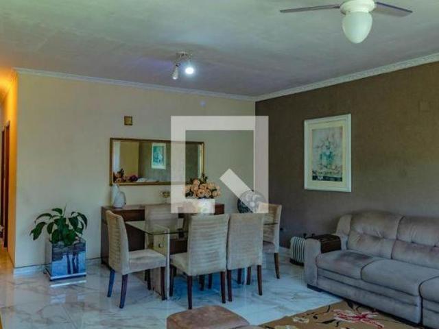 Casa à Venda Jabaquara, 4 Quartos, 150 m² São Paulo