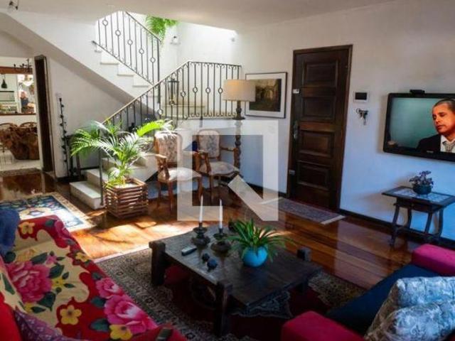 Casa à Venda Jabaquara, 4 Quartos, 230 m2