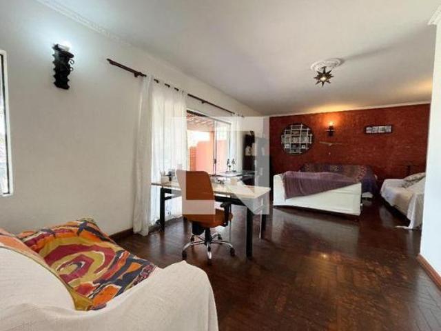 Casa à Venda Jabaquara, 5 Quartos, 300 m2