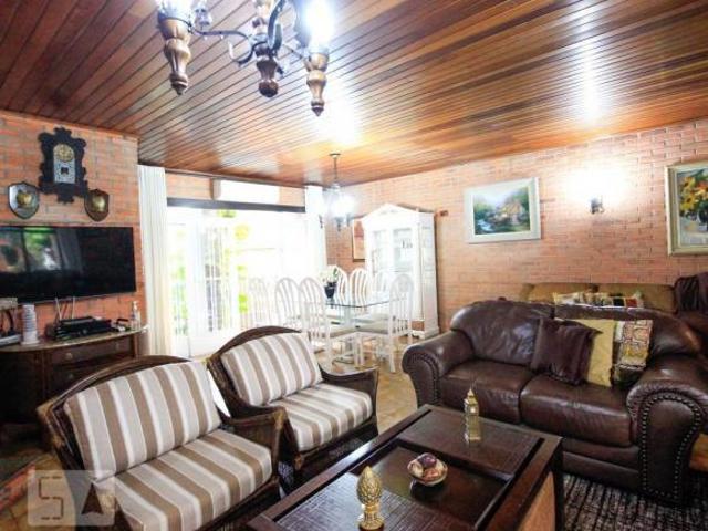 Casa à Venda Jabaquara, 5 Quartos, 350 m² São Paulo