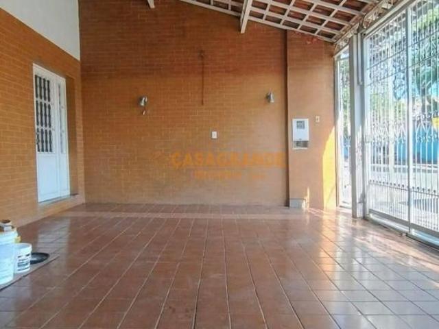 Casa á venda Jacarei 150 M2 Bem localizada