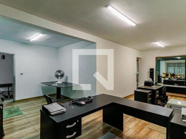 Casa à Venda Jaguaré, 2 Quartos, 165 m² São Paulo