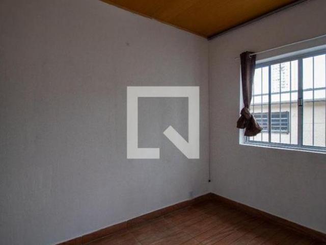 Casa à Venda Jaguaré, 2 Quartos, 90 m2