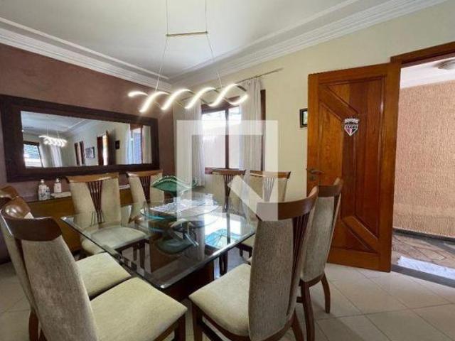 Casa à Venda Jaguaré, 3 Quartos, 235 m2