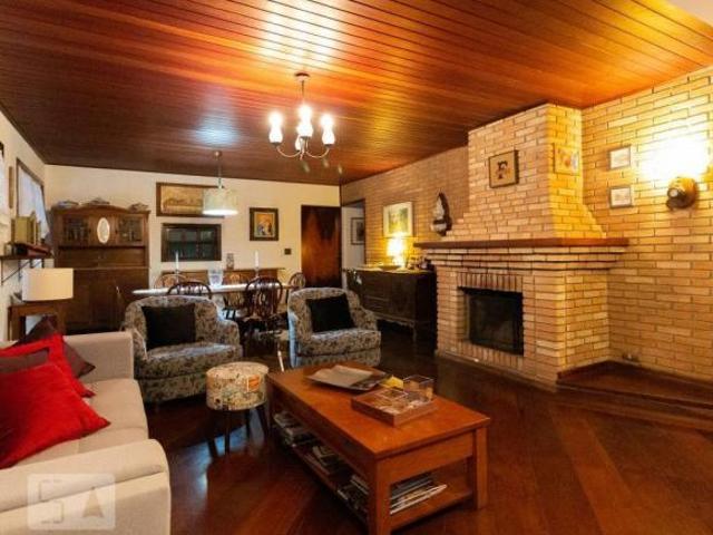 Casa à Venda Jaguaré, 3 Quartos, 239 m2