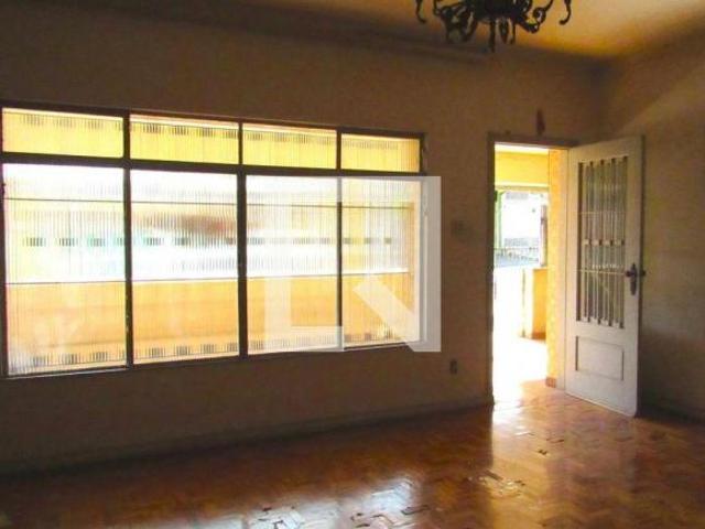 Casa à Venda Jaguaribe, 2 Quartos, 520 m2
