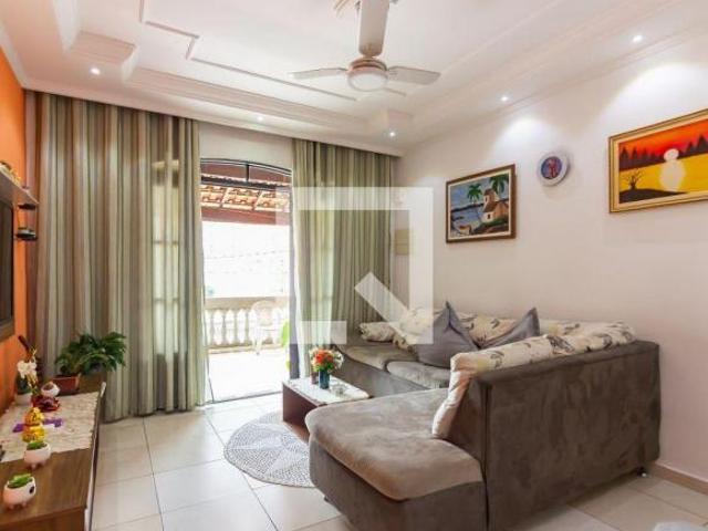 Casa à Venda Jaguaribe, 3 Quartos, 166 m2