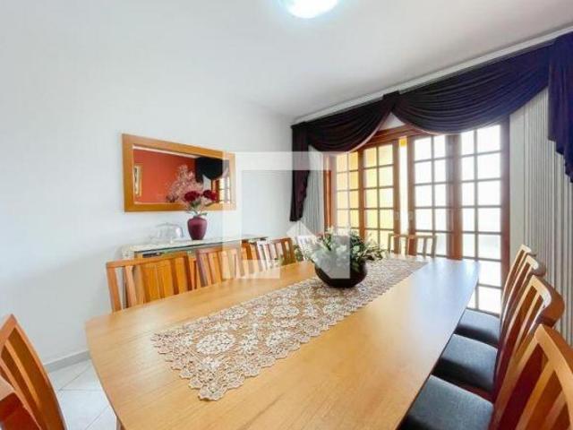 Casa à Venda Jaguaribe, 4 Quartos, 290 m2