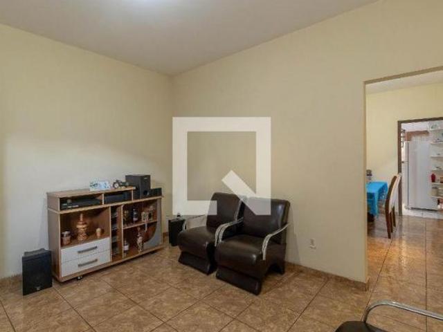 Casa à Venda Jaqueline, 3 Quartos, 360 m² Belo Horizonte