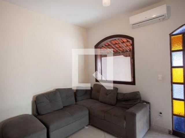 Casa à Venda Jaqueline, 4 Quartos, 185 m² Belo Horizonte