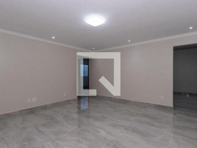 Casa à Venda Jaqueline, 5 Quartos, 360 m² Belo Horizonte