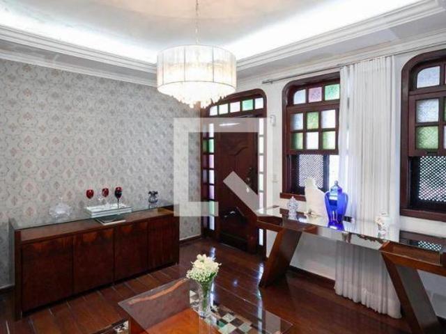 Casa à Venda Jaraguá, 3 Quartos, 360 m² Belo Horizonte